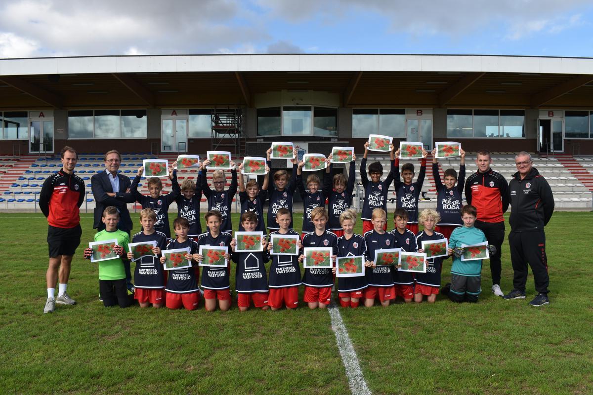 De poppy staat centraal op Christmas Truce Tournament in Ieper - KW.be