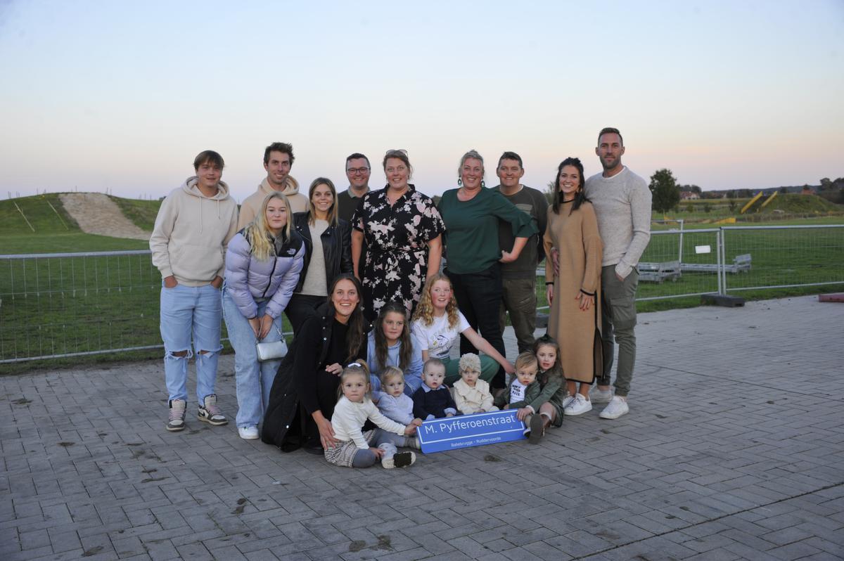 Ontmoet familie Pyfferoen, de kinderen van de cross in Ruddervoorde ...