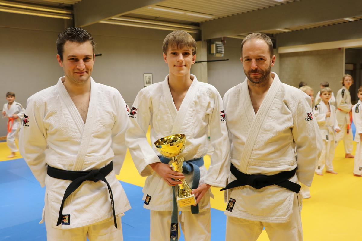 Arne Debie wint Beker van West-Vlaanderen 2022 bij U18: “Extra ...