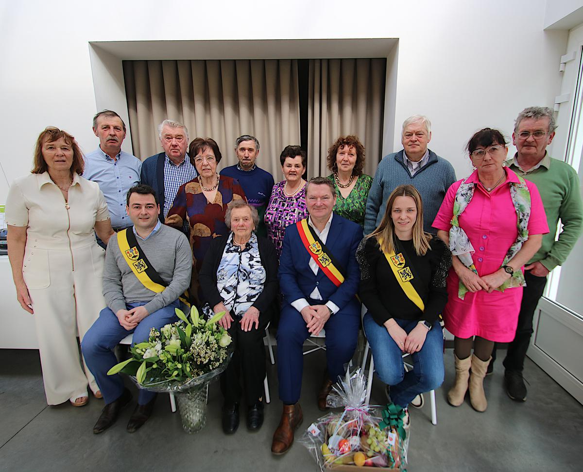 Maria Demonie, oudste inwoner van Houthulst, wordt 103 jaar - KW.be