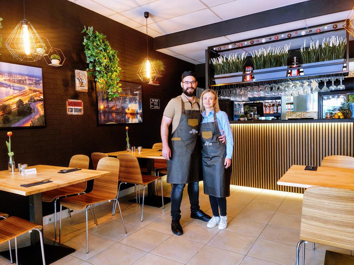 Nieuw op Kortrijkse Veemarkt: de betere burger van Fresh Artistics - KW.be