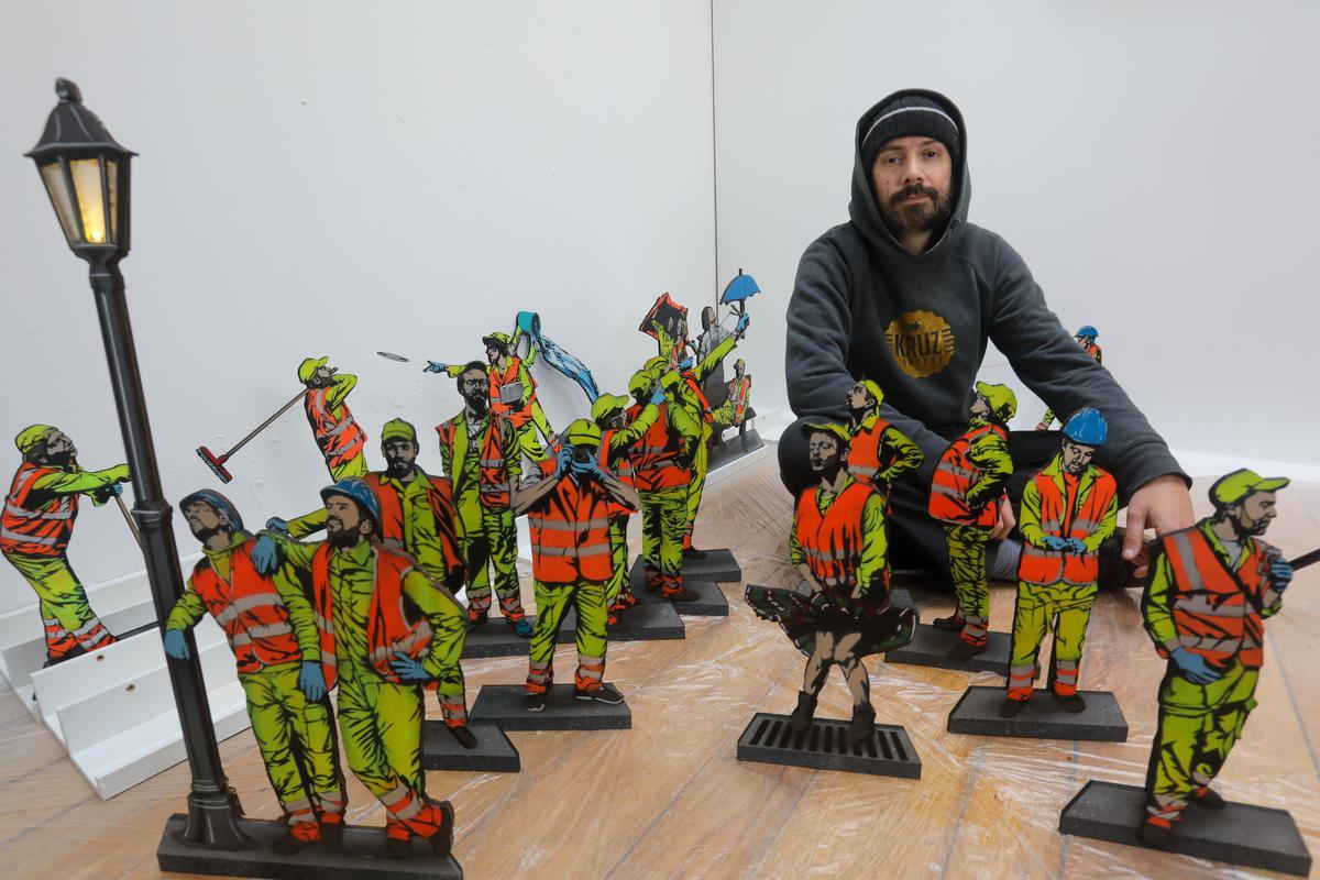 Publiekslieveling Jaune viert tien jaar als street artist met expo op ...