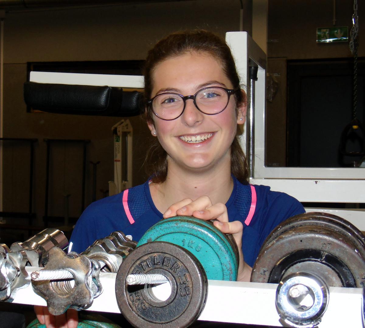 Astrid Van Roy (KRNSO) pakt twee keer goud op Coup de la Jeunesse in ...