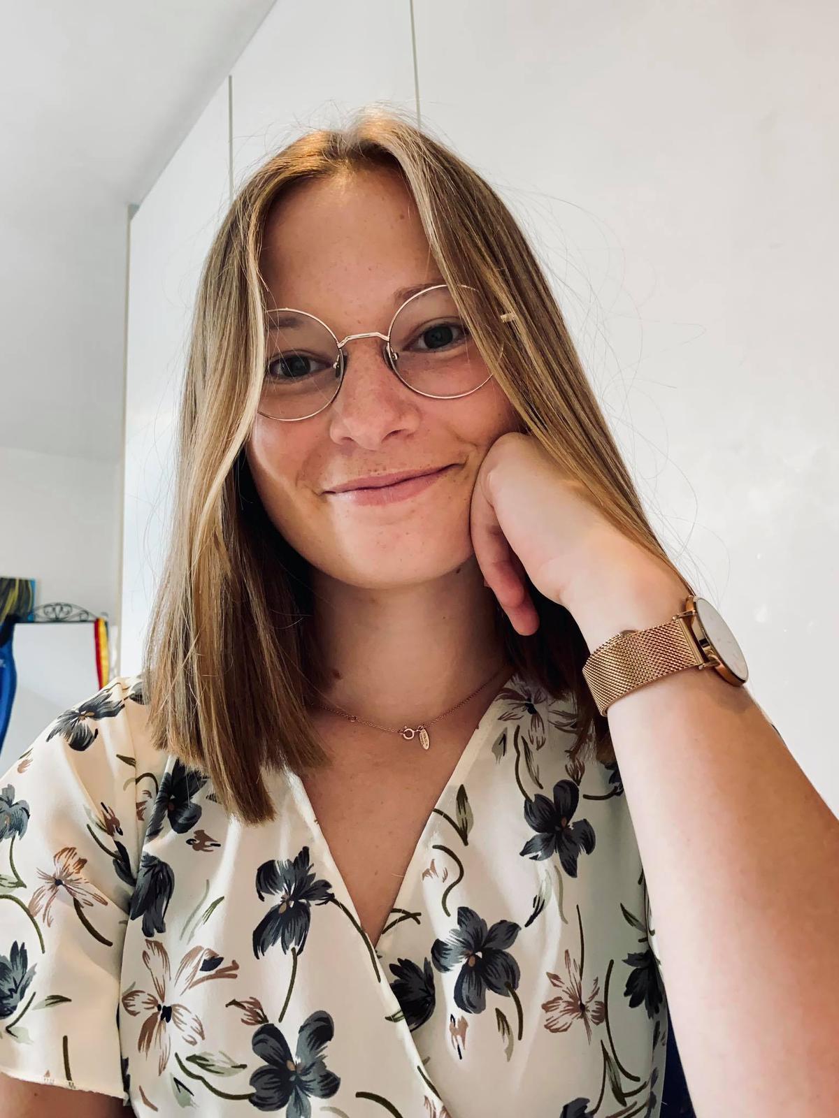 Ellen Capoen uit Oeren is 21 in 21: “Later wil ik een B&B runnen” - KW.be