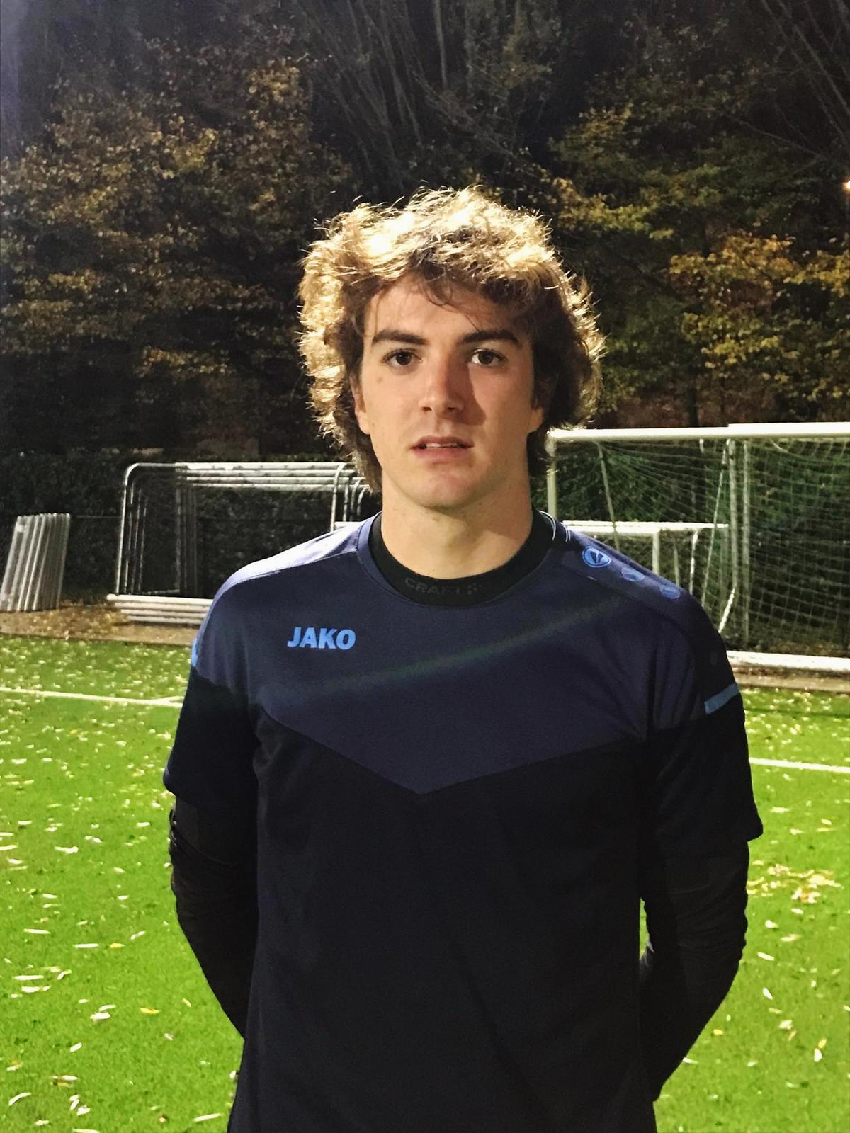 Tweede doelman Leonard Holvoet (SV Kortrijk) grijpt zijn kans: “Ik heb ...