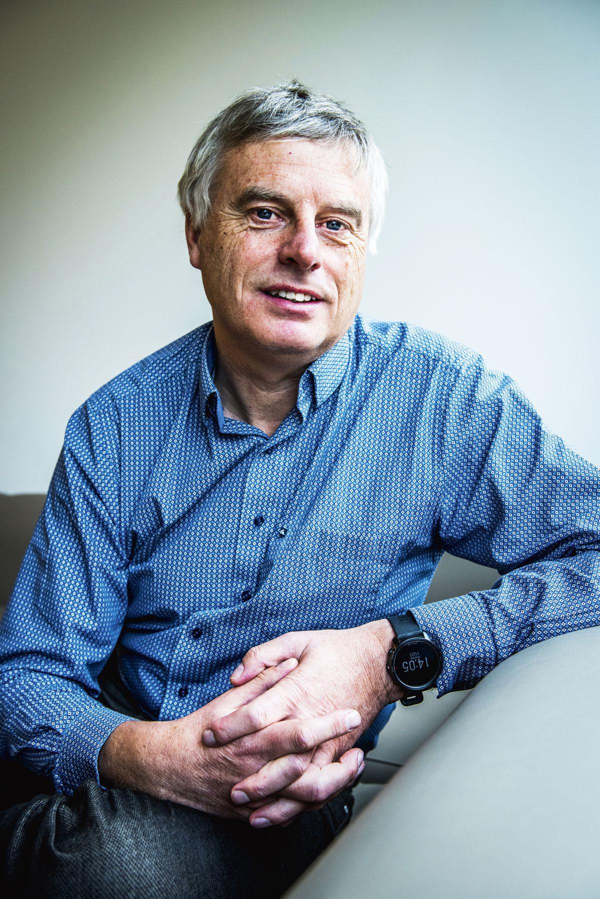 Viroloog Johan Neyts: 'Het coronavirus zal jaar na jaar beter ...