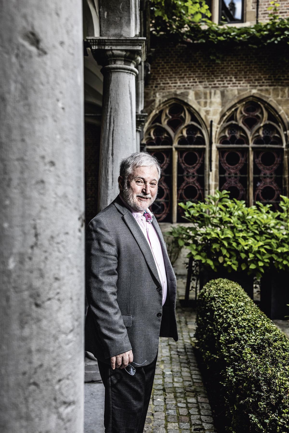Historicus Michael Pye: 'Antwerpen heeft de wereld veranderd' - Trends ...