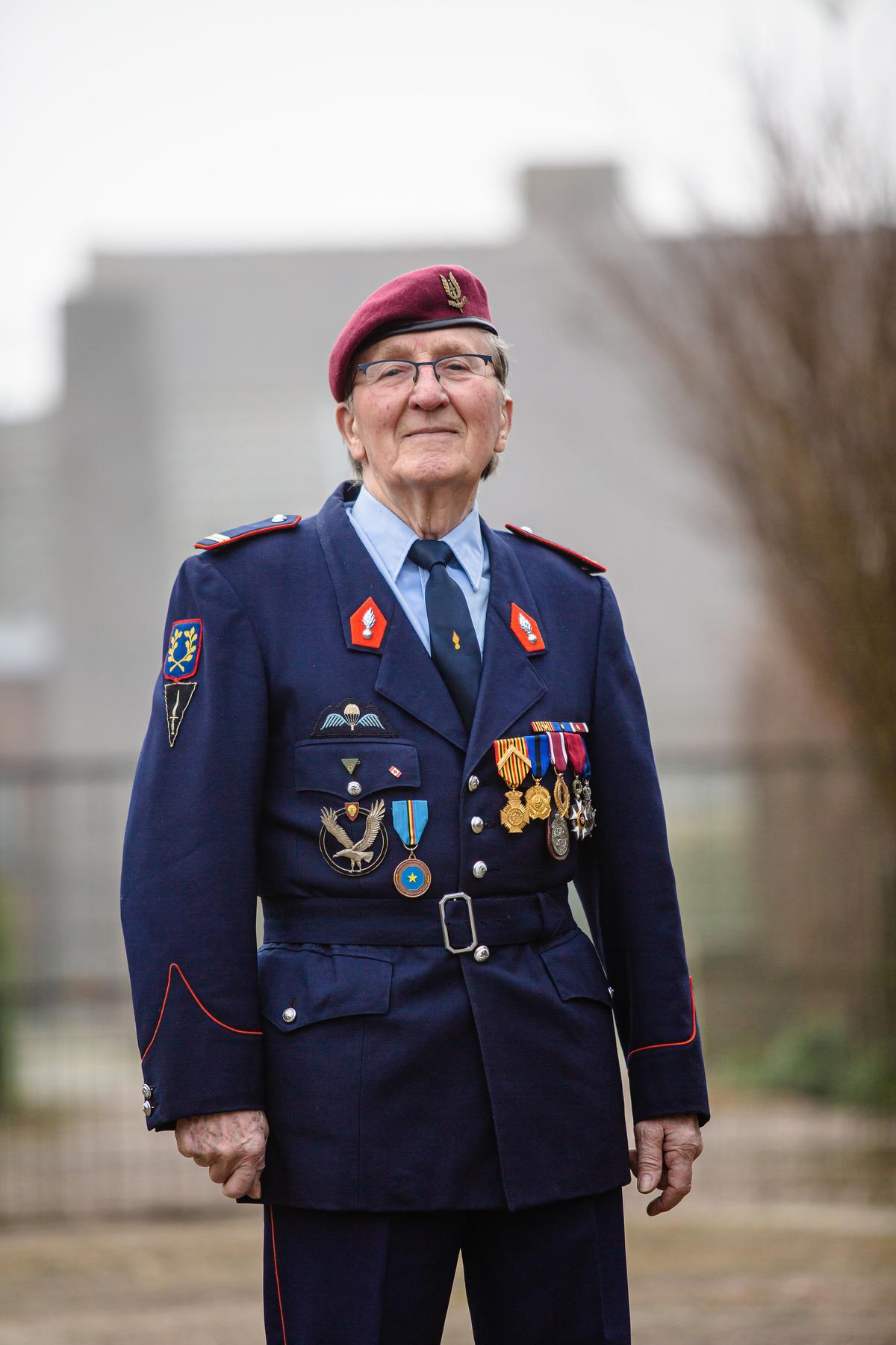 Georges Derudder uit Sijsele laat boeiend levensverhaal optekenen - KW.be