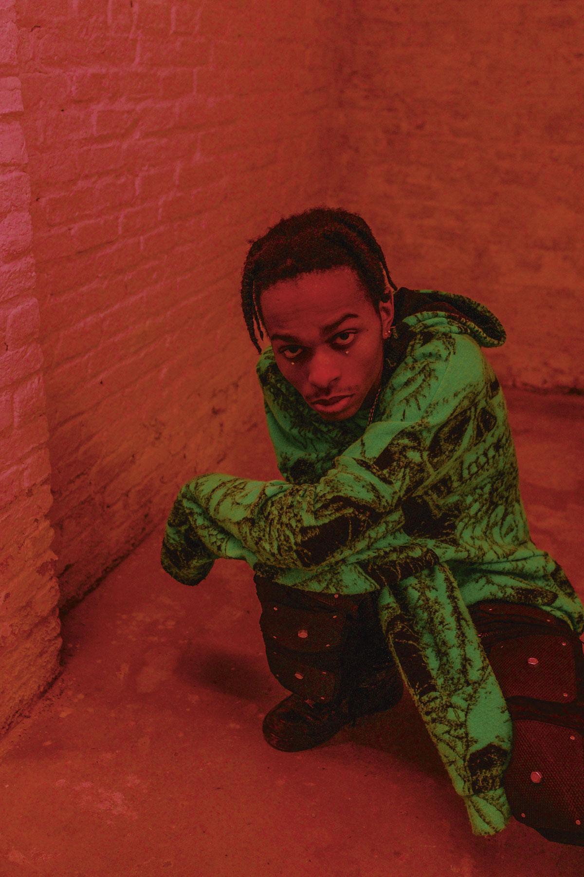 Shaka Shams, de Antwerpse rapper wiens diepe stem u nog vaak zult horen