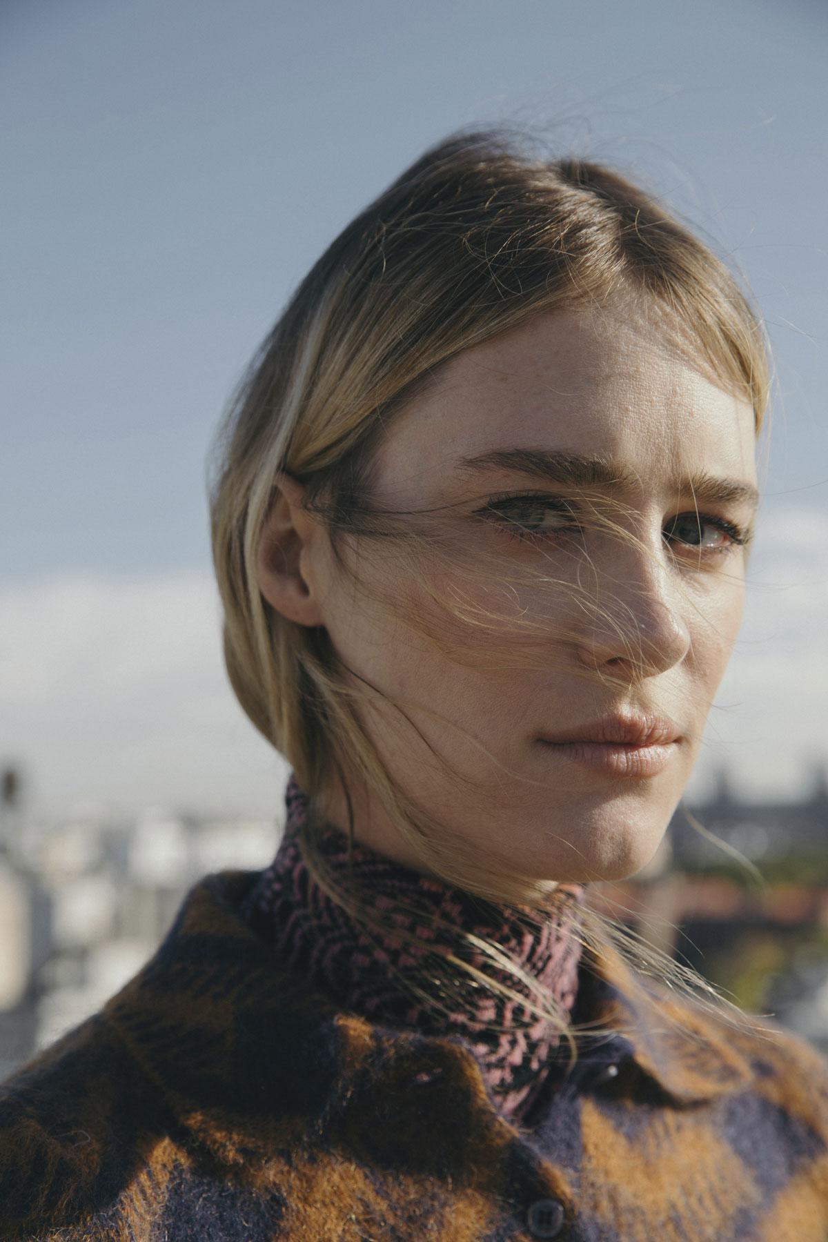 Hoe Mackenzie Davis in 'Station Eleven' de ideale kompaan na een ...