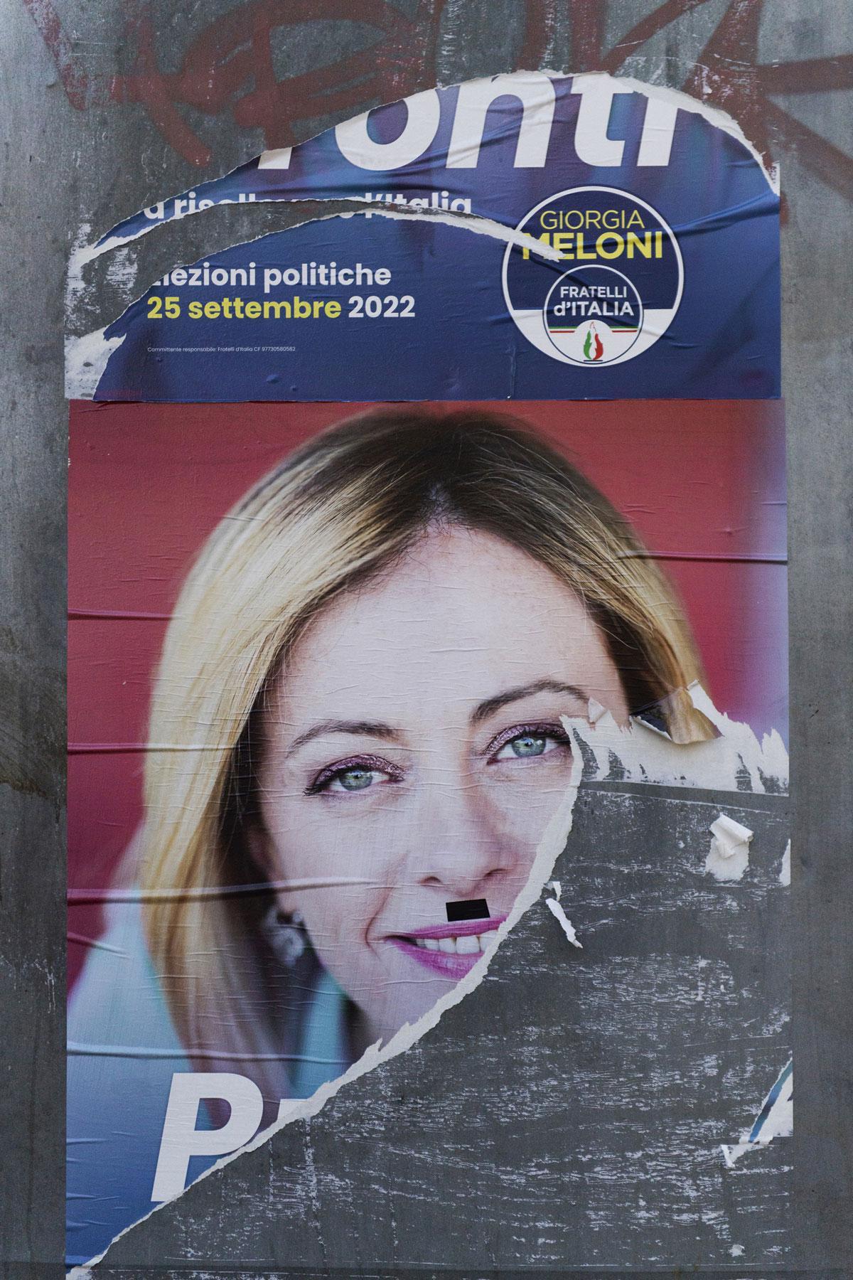 De Italiaanse premier Giorgia Meloni zal haar ware gelaat tonen ...