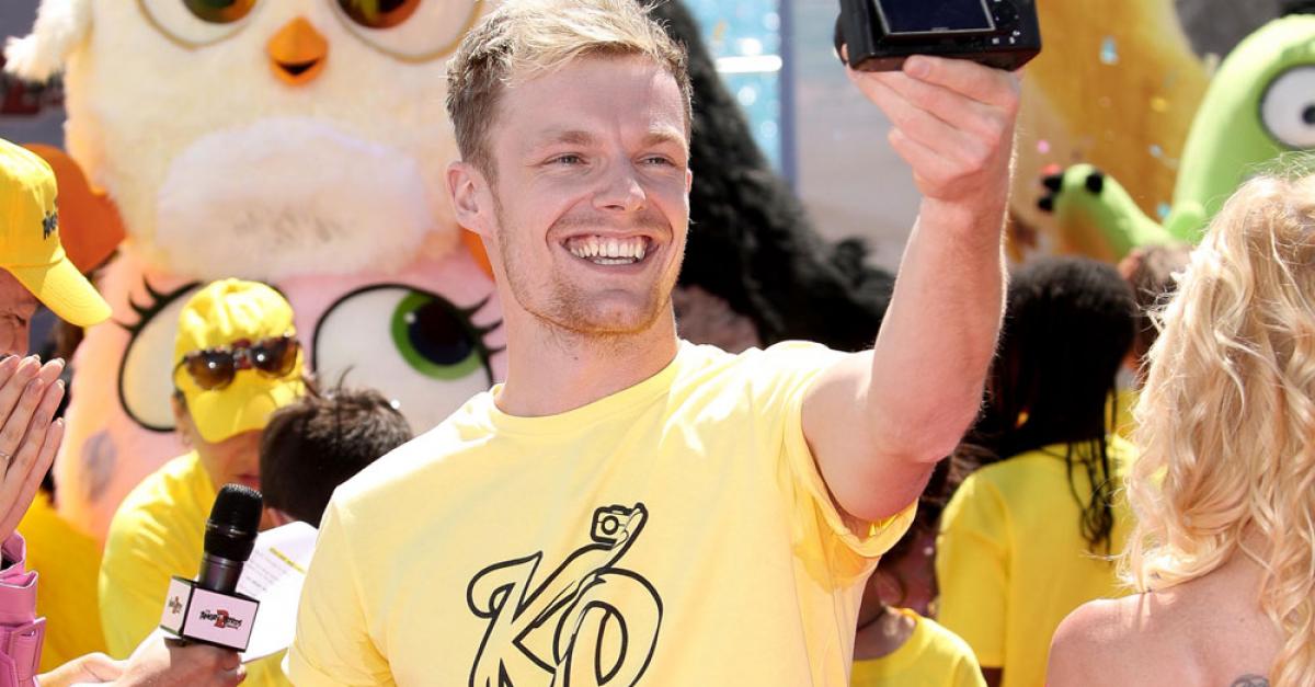 YASSS: je kan YouTuber Enzo Knol ontmoeten op een eerste Belgische meet ...