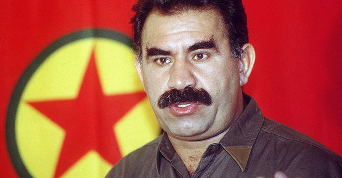 Opgesloten PKK-leider Abdullah Öcalan roept Turkse regering op tot ...