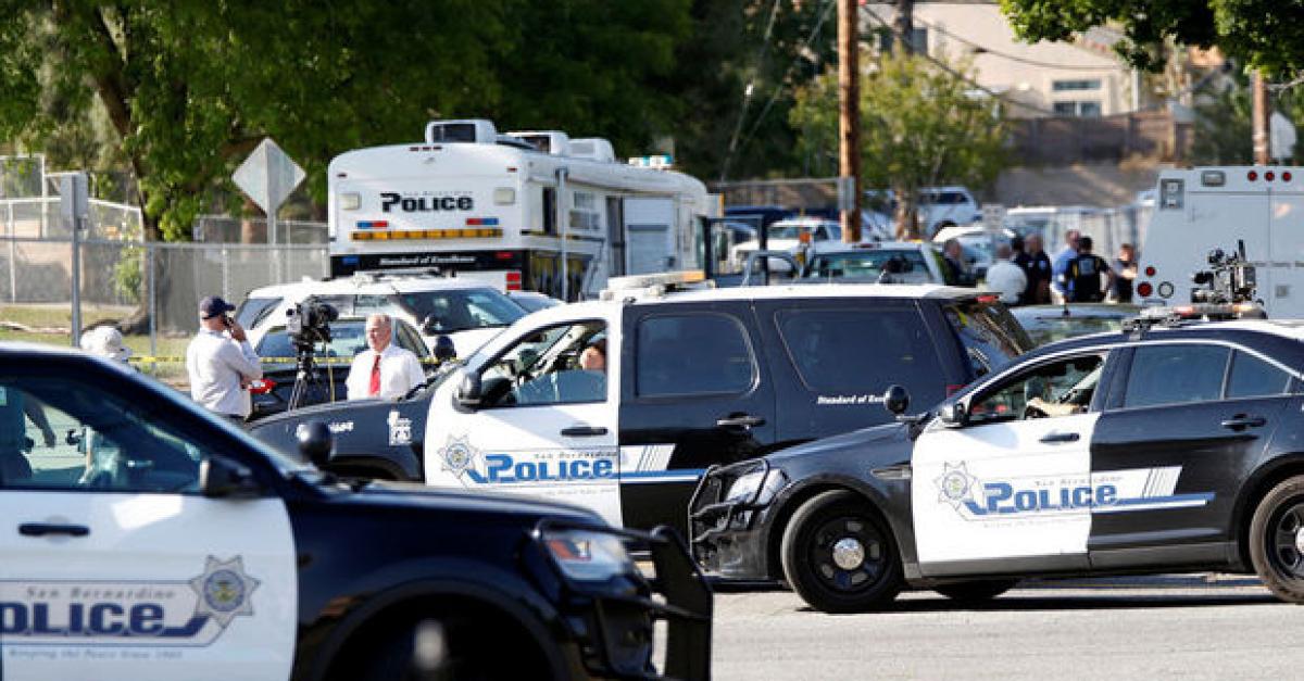 Une Fusillade Dans Une école Primaire à San Bernardino Fait Trois Morts