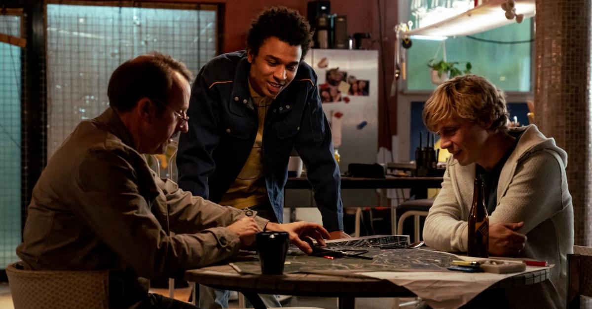 Geldwolven: sluwe plannetjes, decadentie en heel wat drama