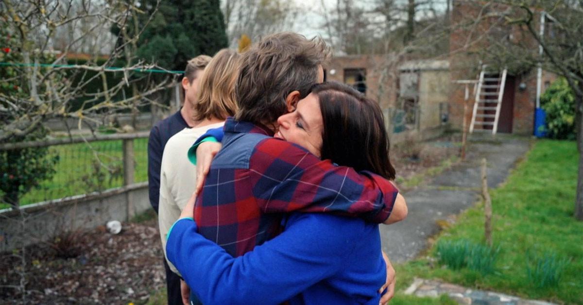 ZIEN: tranen van geluk bij Syl en Johan in ‘Blind Gekocht’