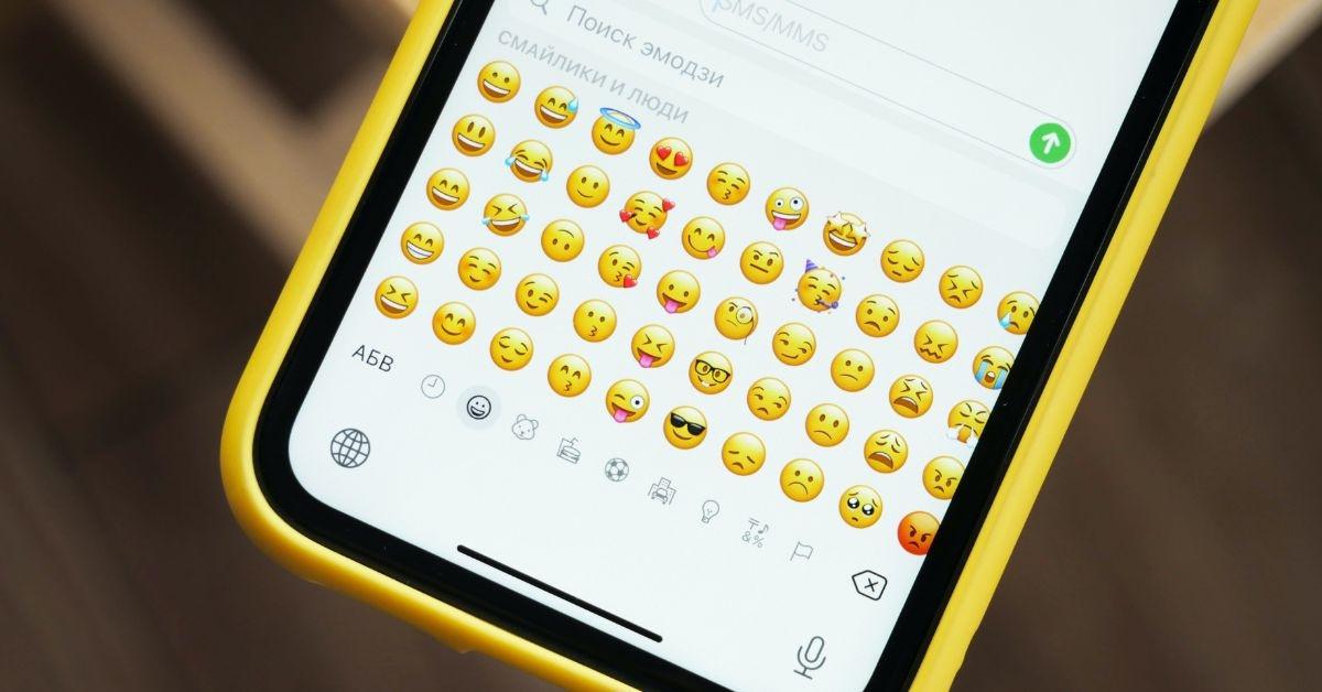 8 dating emoji’s die je maar best kan onthouden