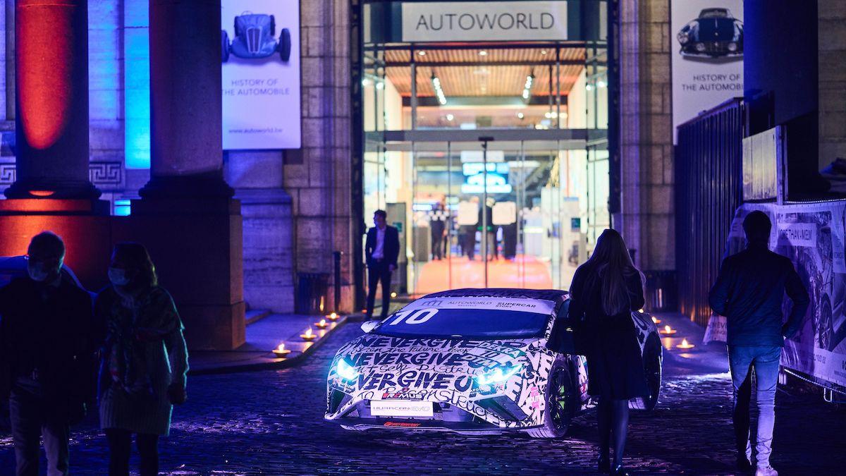 Genieten van supercars in Autoworld