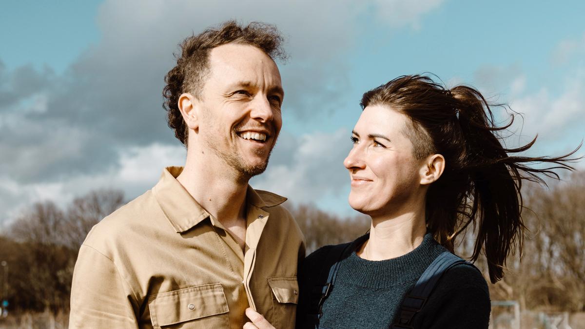 Thomas en Kelly hebben een polyamoureuze relatie: "Als we ergens ...