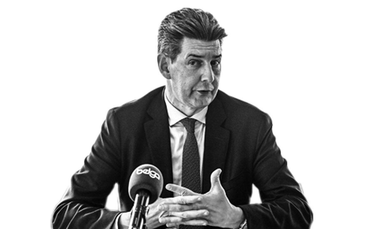 Ignacio de la Serna - Ziet de maffia niet elke dag