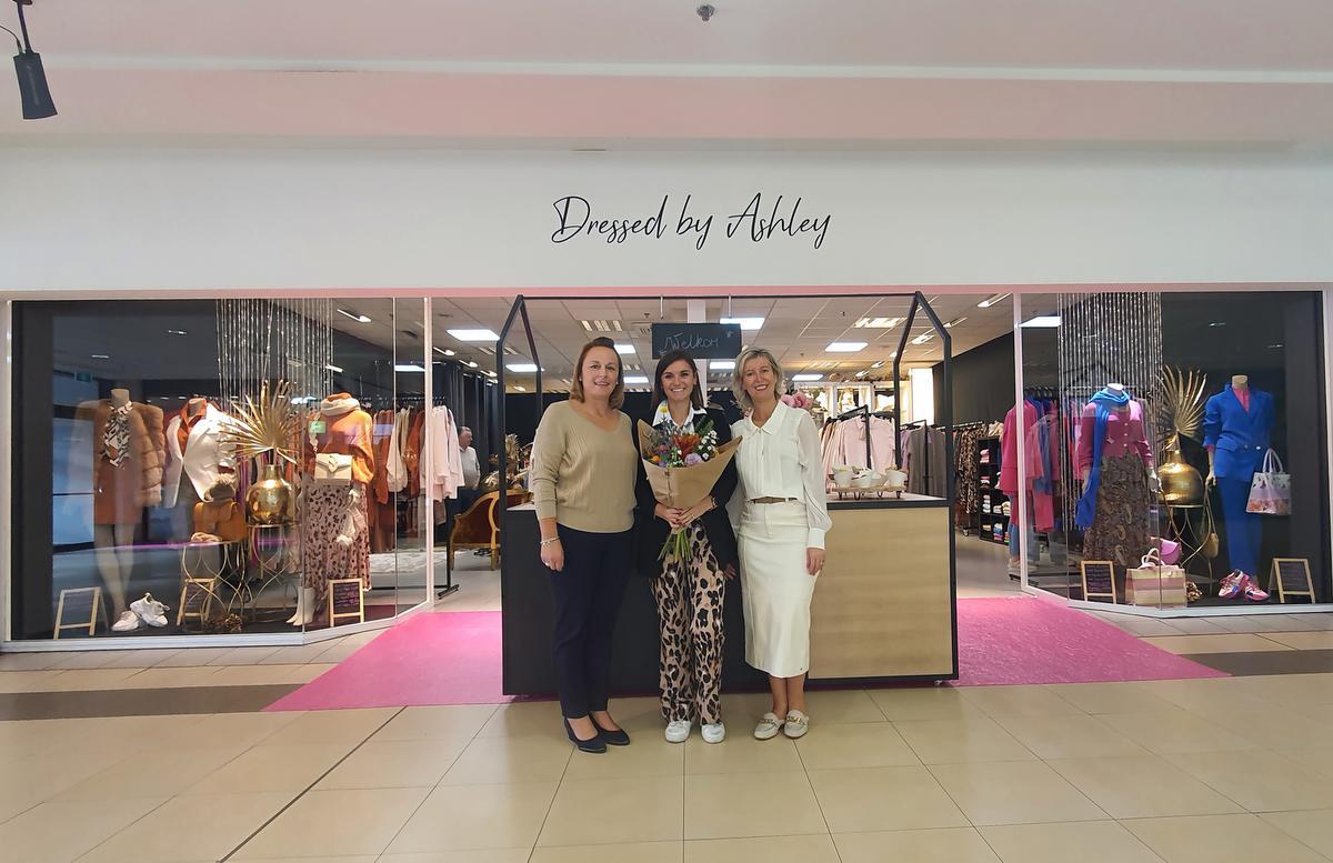 Nieuwe pop-up store ‘Dressed by Ashley’ in winkelcentrum Ring Kortrijk ...