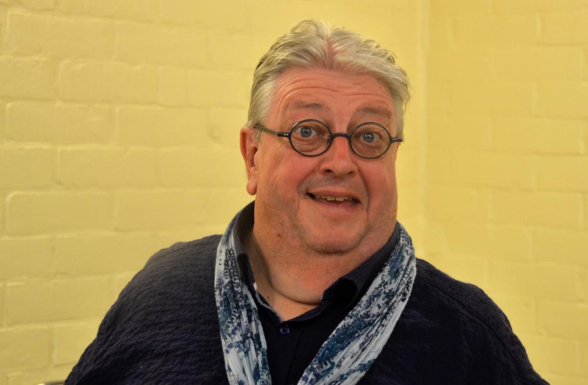 Luc Caals zingt als verjaardagsconcert ‘Caals zingt Hazes’ in Het Witte ...