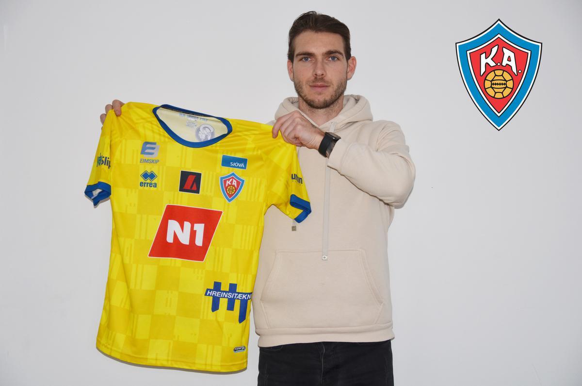 Bryan Van Den Bogaert behoort tot beste elf spelers in IJsland ...