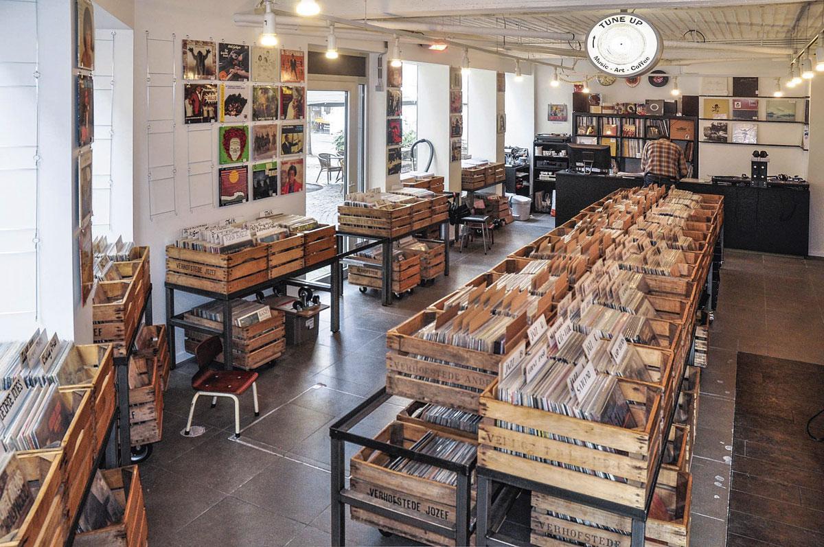 In deze platenwinkel kan u samen met Mauro Pawlowski Record Store Day ...