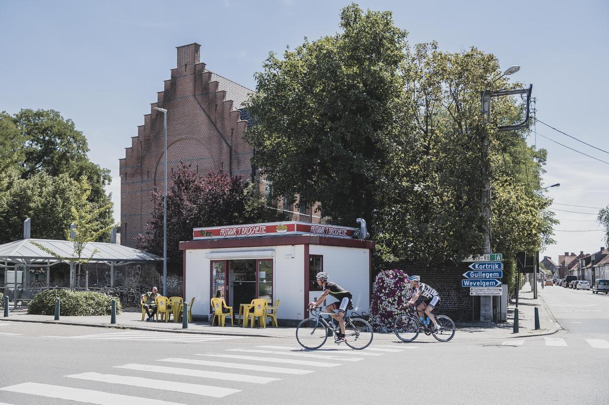 Corona blijft Wevelgem achtervolgen: "Luister moatje, ik vrees dat we ...