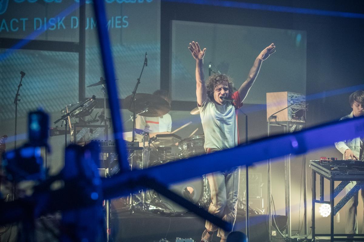 Compact Disk Dummies vieren nummer 1 met gratis liveconcert - KW.be