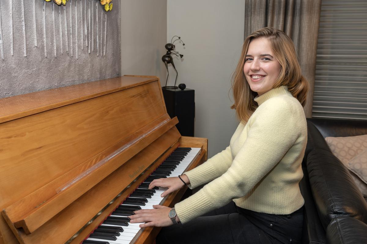 Tine Claeys uit Roeselare brengt eerste EP uit onder eigen naam: “Songs ...