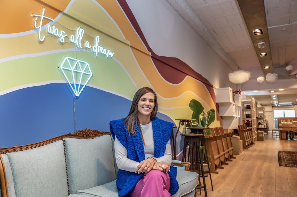 Maaike (34) opent conceptstore Roots 33 in Roeselare: “Uitstekend ...