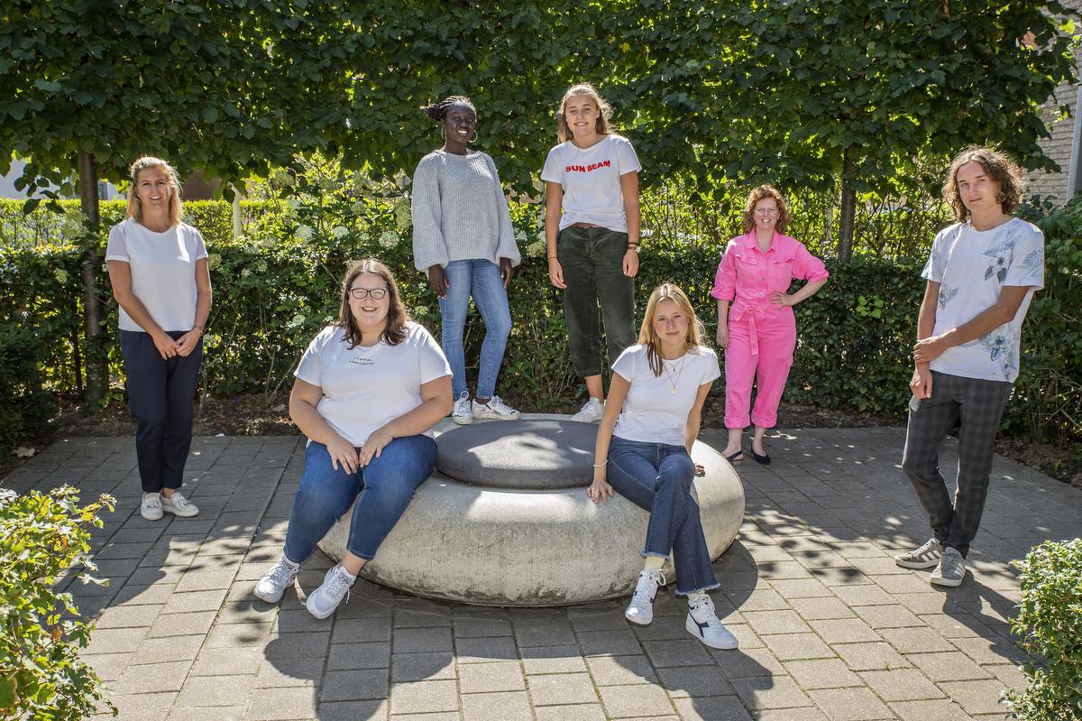 Leerlingen Barnum in Roeselare maken coronaveilige versie van ...