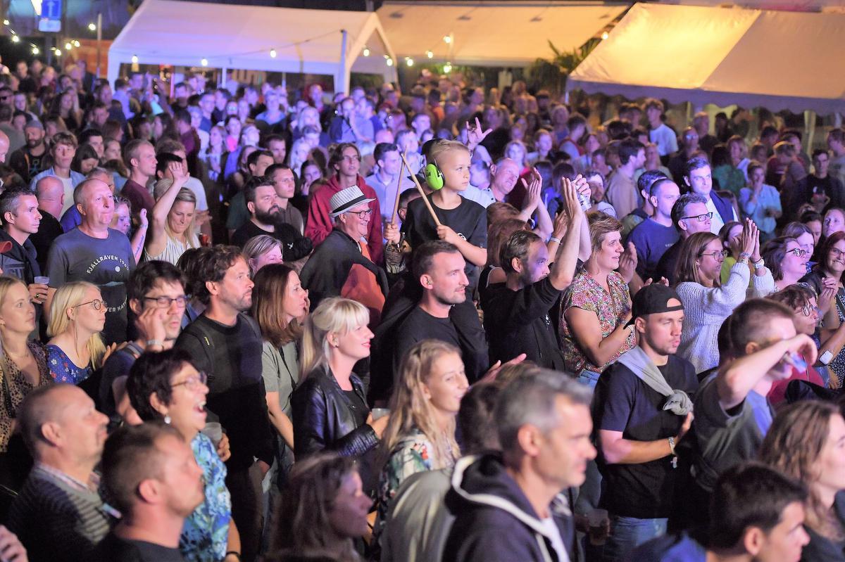 Rock op het Plein onverwacht uitverkocht - KW.be