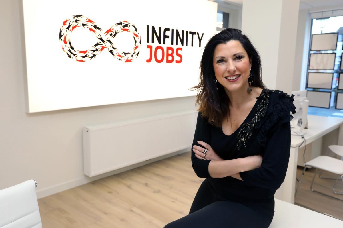 Uitzendbedrijf Infinity Jobs met kantoor van start op de Markt - KW.be