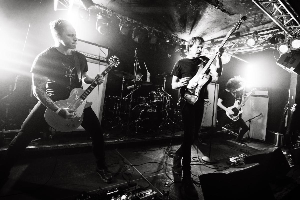 Rockband STAKE annuleert concert door coronavirus - KW.be