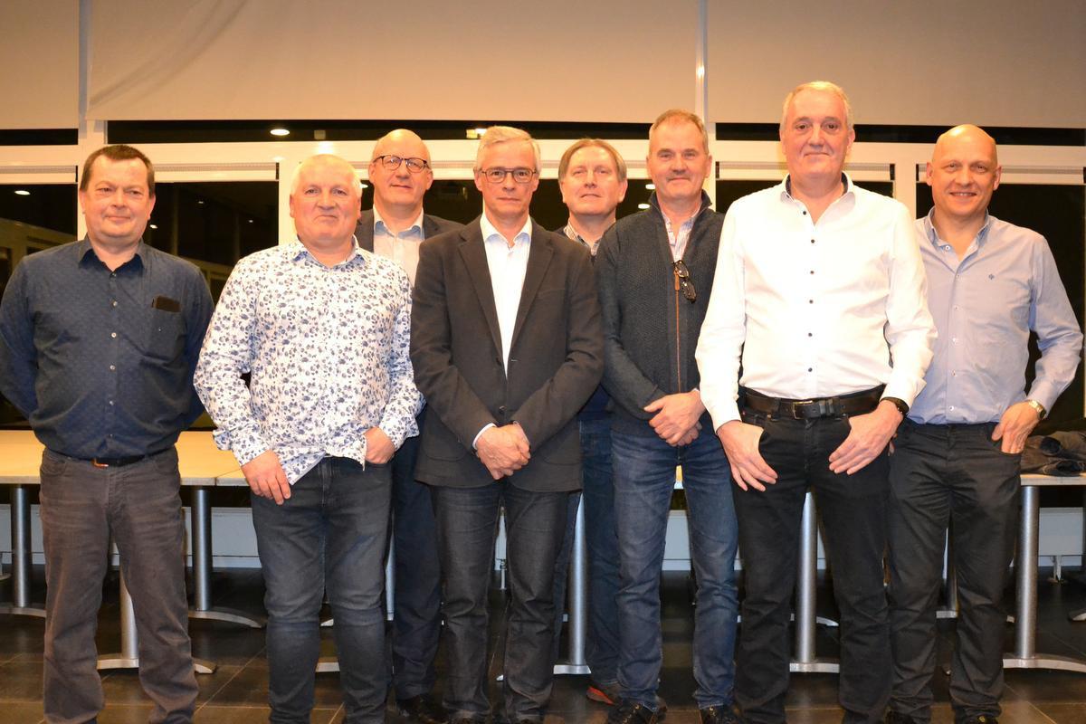 Vier collega's bij Sadef Gits gaan met pensioen - KW.be