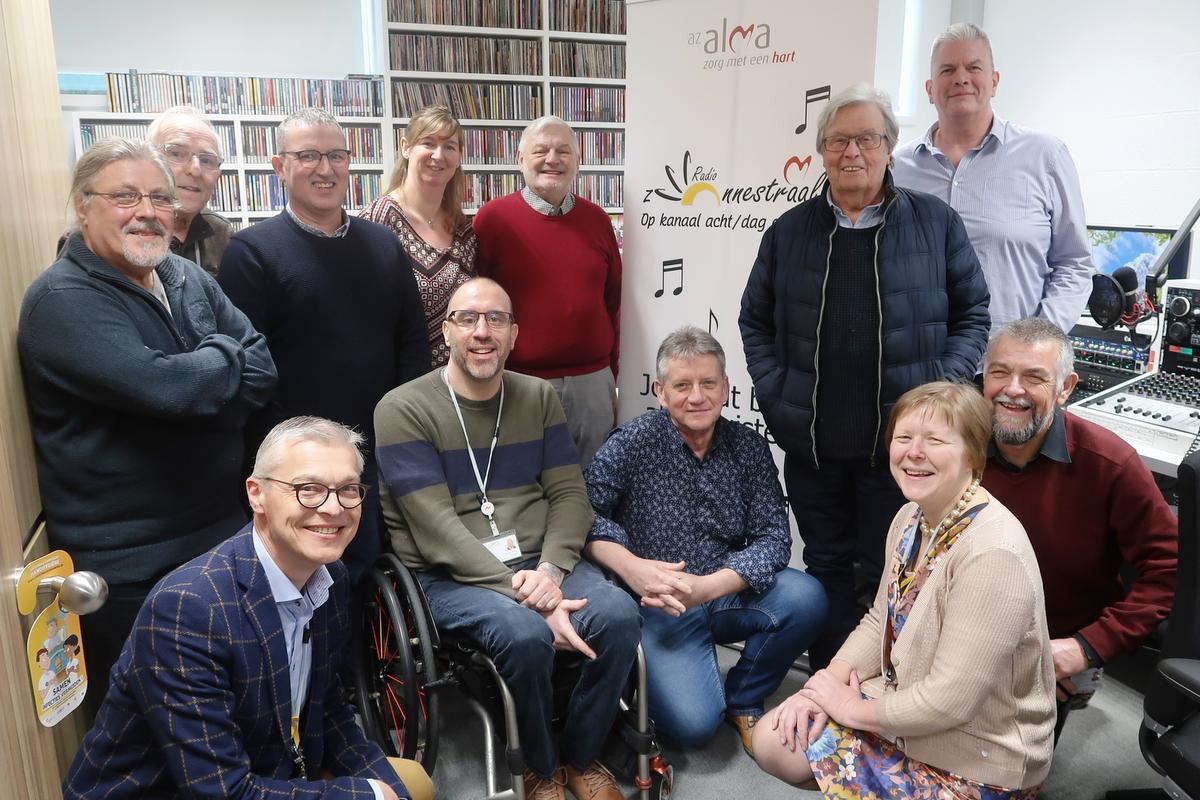 Jan Van Rompaey viert mee veertig jaar Radio Zonnestraal - KW.be