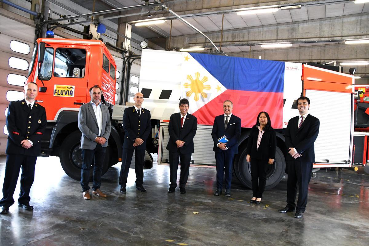 Hulpverleningszone Fluvia doneert afgeschreven tankwagen aan Filipijnen ...