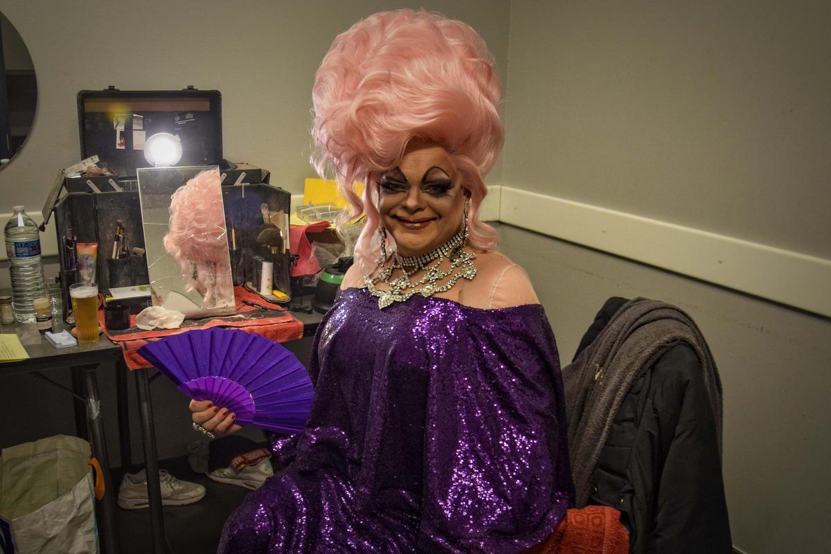 Miss Drag Queen In De Panne Lokt Meer Dan 400 Aanwezigen Kwbe