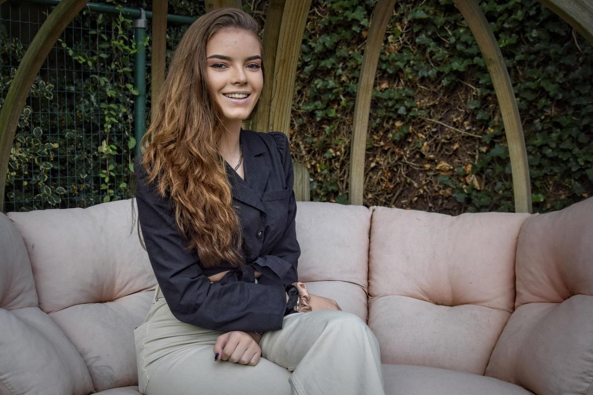 Michelle Lefèvre trekt naar Parijse make-upschool: "Vraag is of ik zal ...