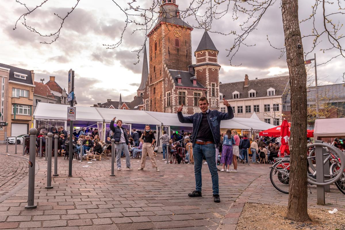 Stad Tielt legt pop-up terras ‘De Terrasse’ extra maatregelen op en ...