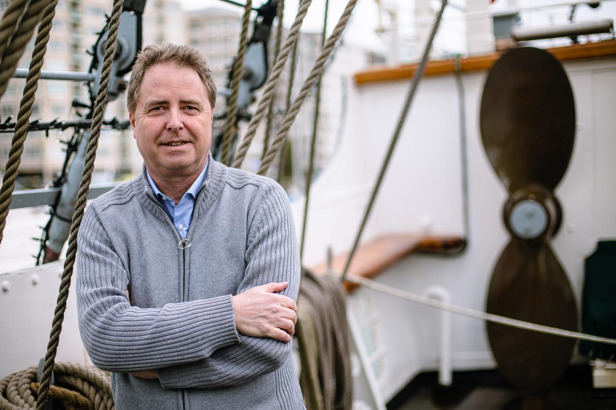 Oostendenaar Ronny Swiggers (60) wereldkampioen quizzen: “Dit is de ...