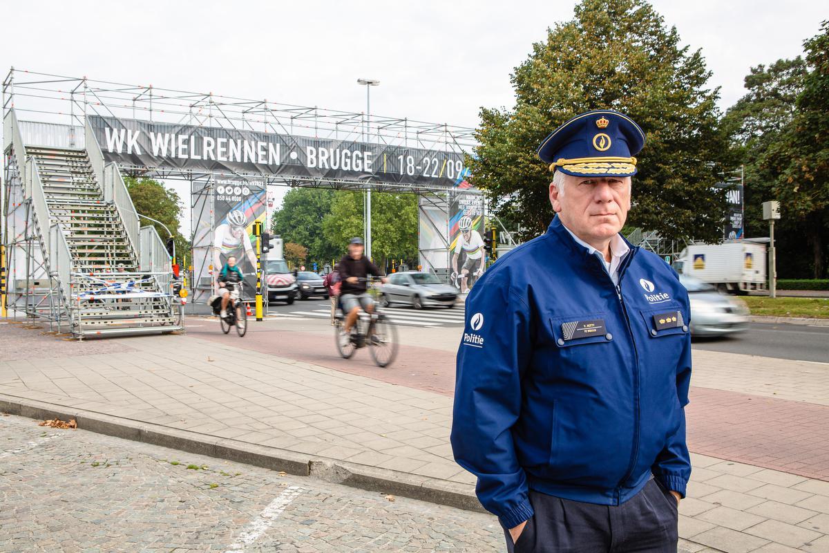 Hoofdcommissaris Yves Rotty leidt WK tijdrijden in goede banen: “Ik ...