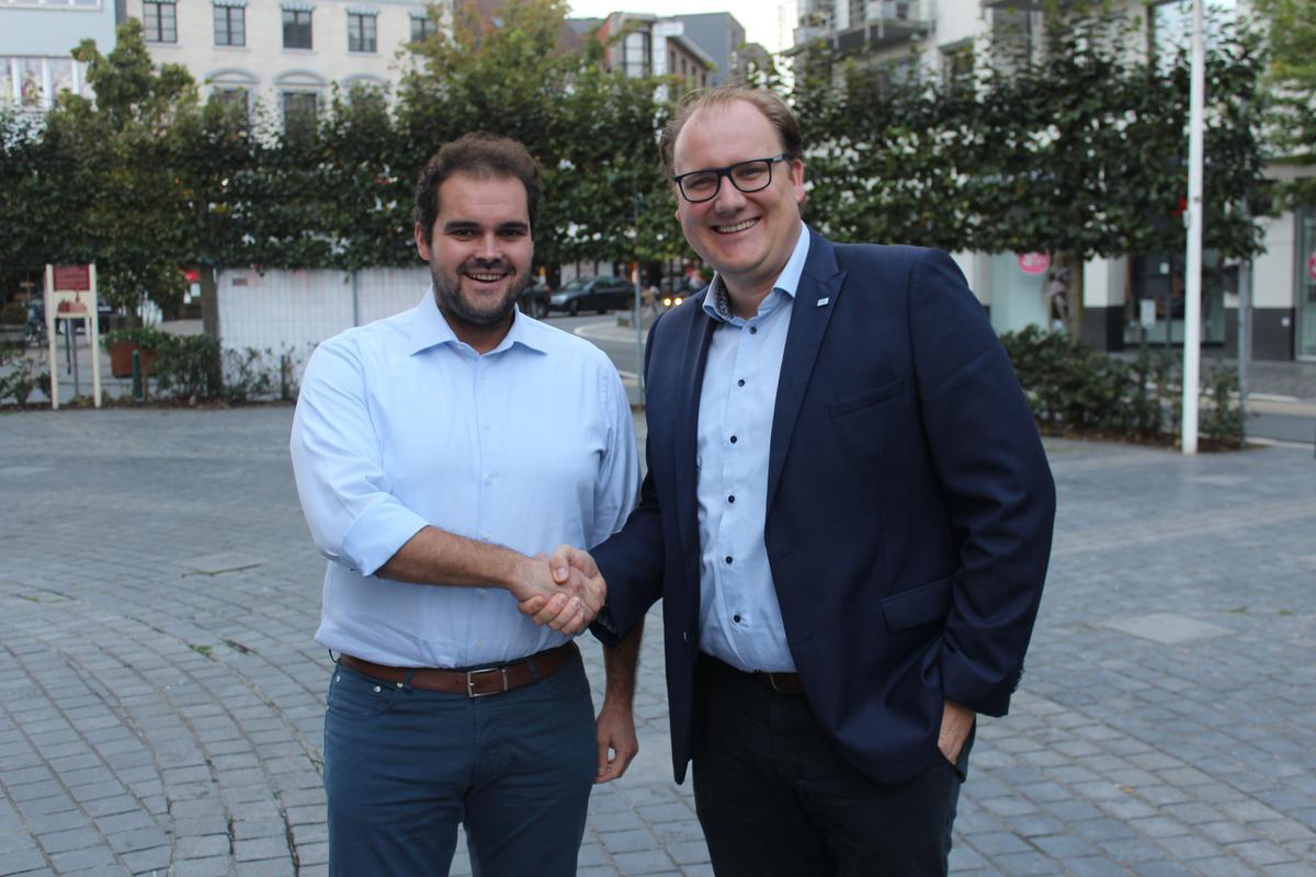 Michiel Vandewalle (N-VA) en Maxim Laporte (Open VLD) nieuw verkozen in ...