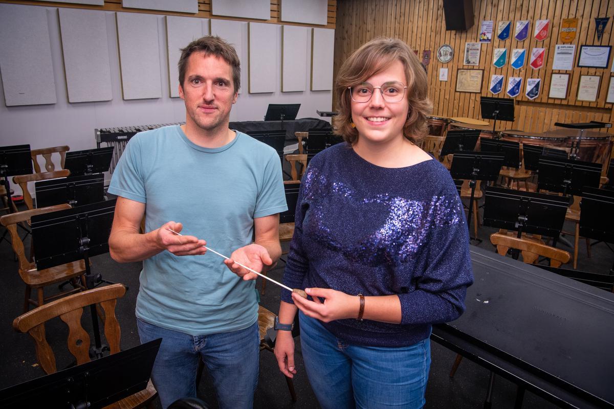 KSFI combineert muziek met de Izegemse geschiedenis - KW.be