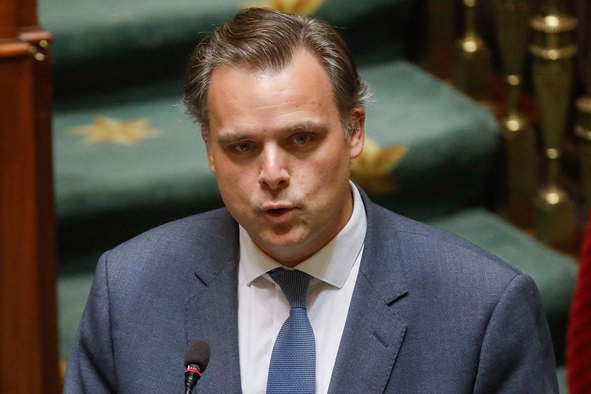 Philippe De Backer keert terug naar bedrijfsleven