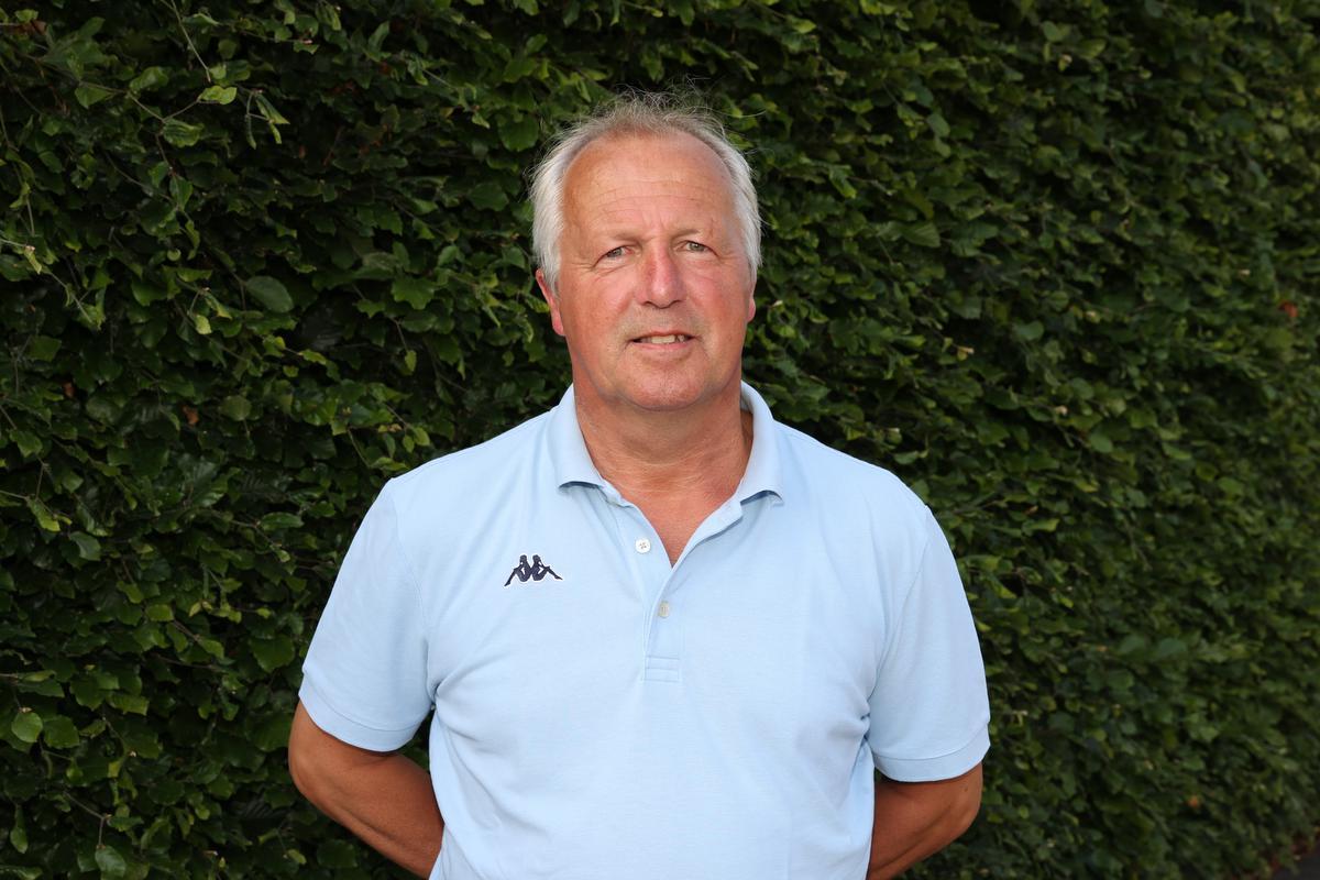 Patrick Van Veirdeghem is de nieuwe T1 van J. V. Lo Reninge (4A): “Ik ...