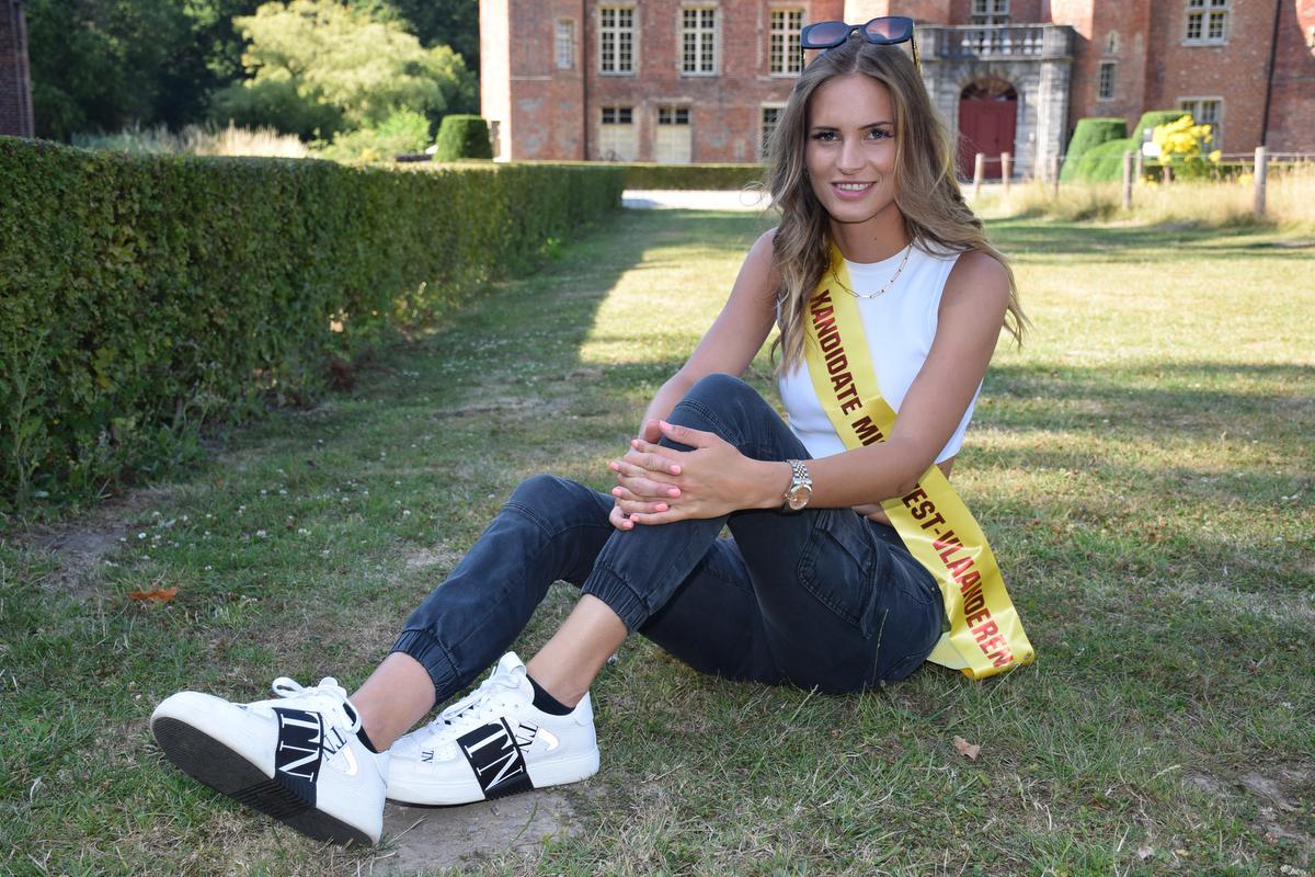 Van model tot aan auto's sleutelen: Janah Vanderper uit Roeselare is ...
