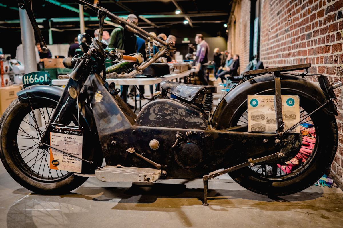 Komend weekend 38e Oldtimerbeurs in Roeselaarse Fabriekspand - KW.be